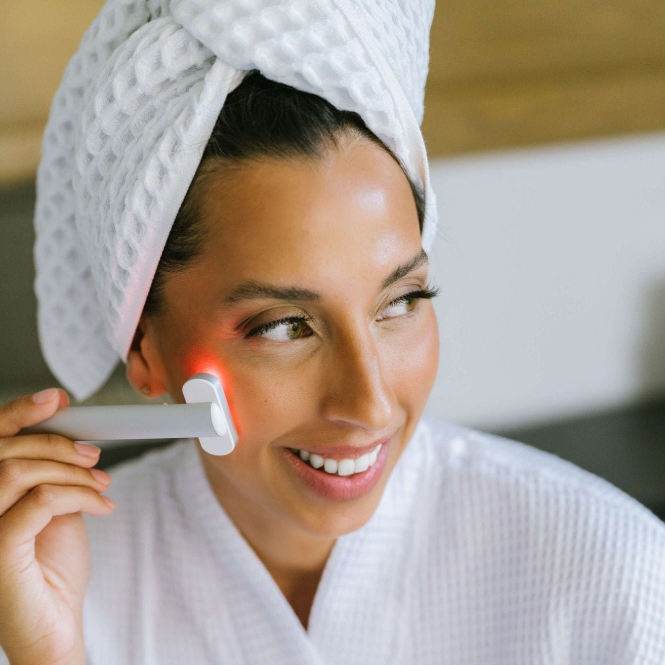 Graceful Glow Co - Red Light Therapy LED Wand